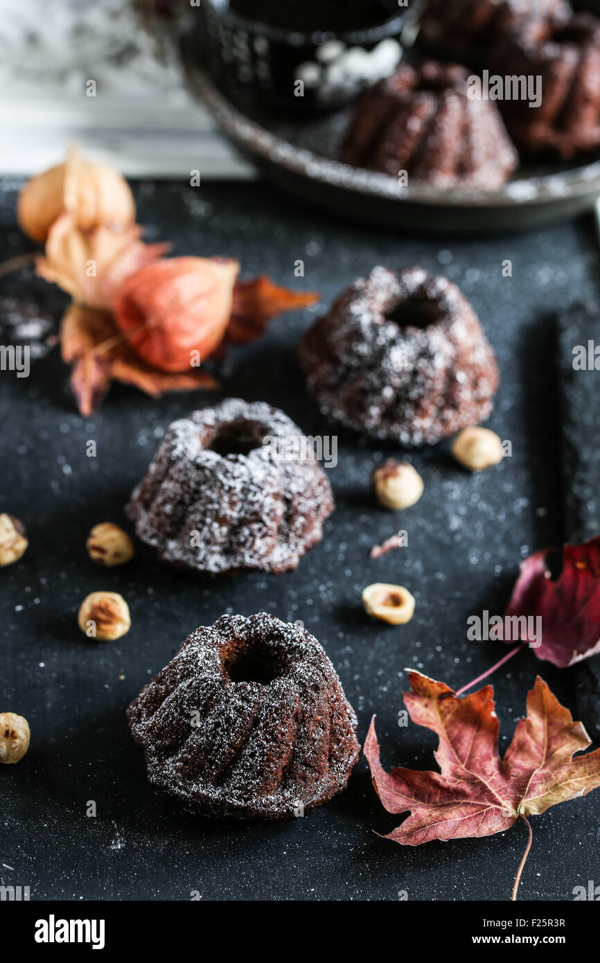 Mini bundt cakes Stock Photo - Alamy