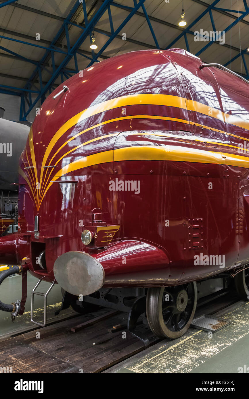 Coronation class locomotive hi-res stock photography and images - Alamy