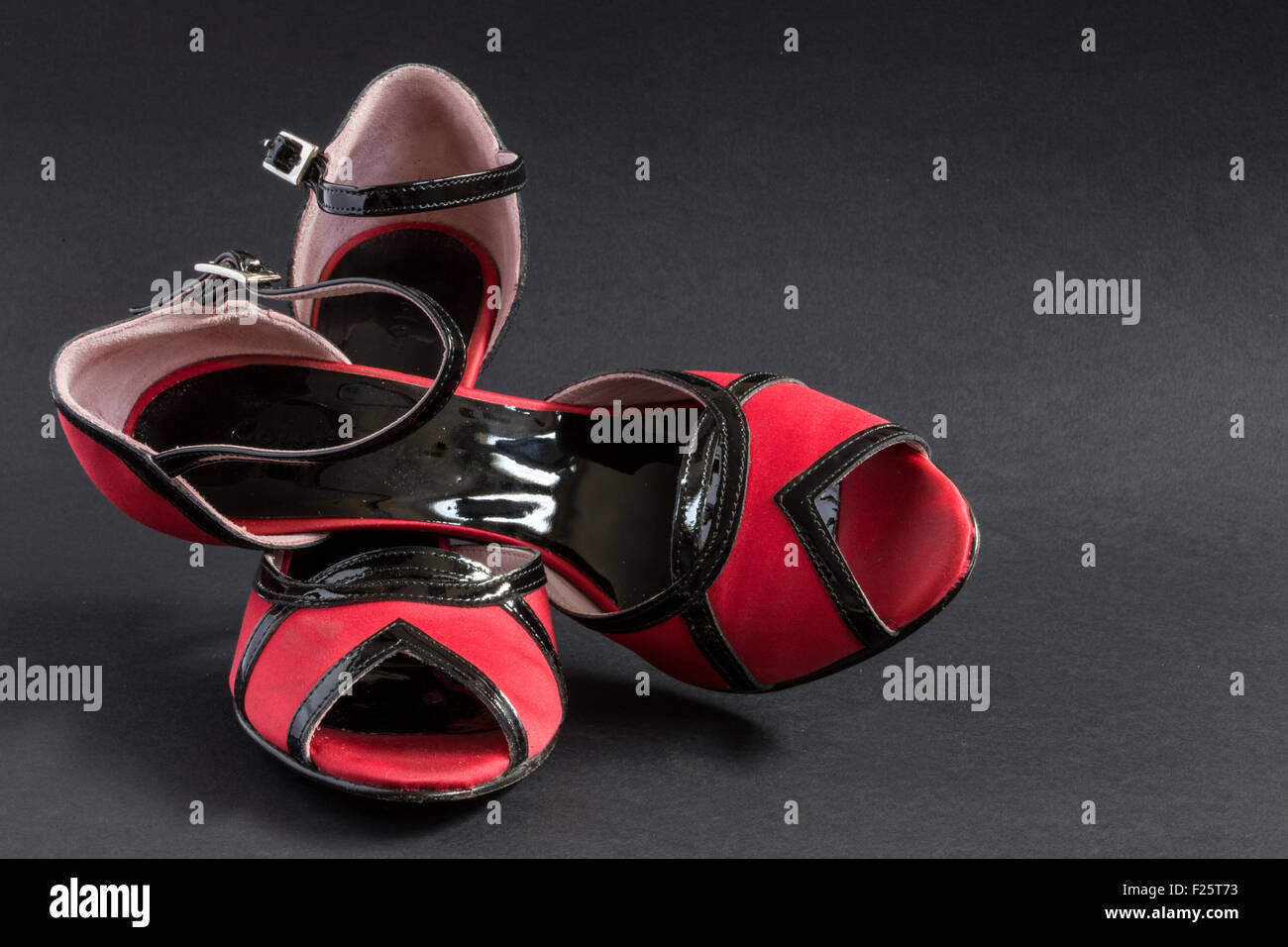 red shoes dance Stock Photo - Alamy