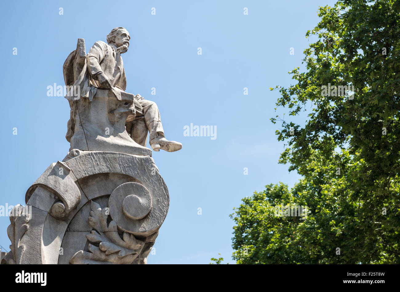 Frederic soler monument la rambla hi-res stock photography and images ...