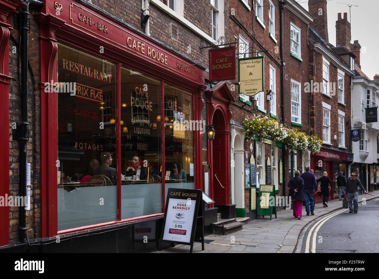 Cafes in Low Petergate Stock Photo - Alamy