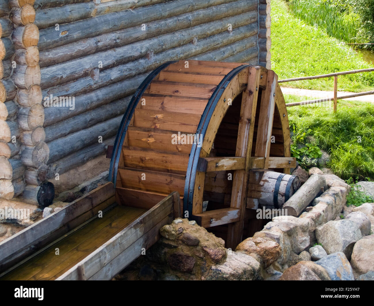 Working watermill wheel in Mikhailovskoye (near Pushkinskie Gory, Pskov ...