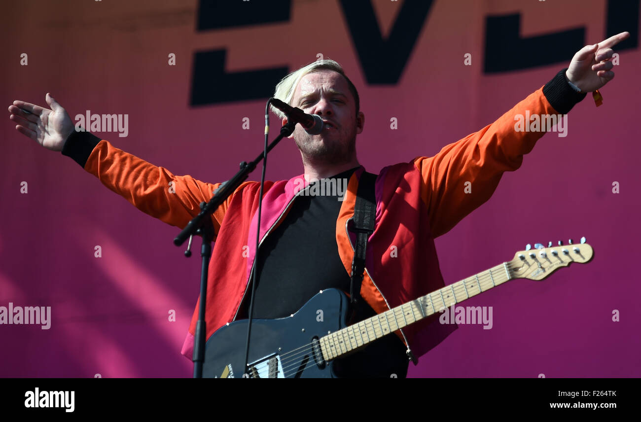 Berlin, Germany. 12th Sep, 2015. Singer Jonathan Higgs of the british ...