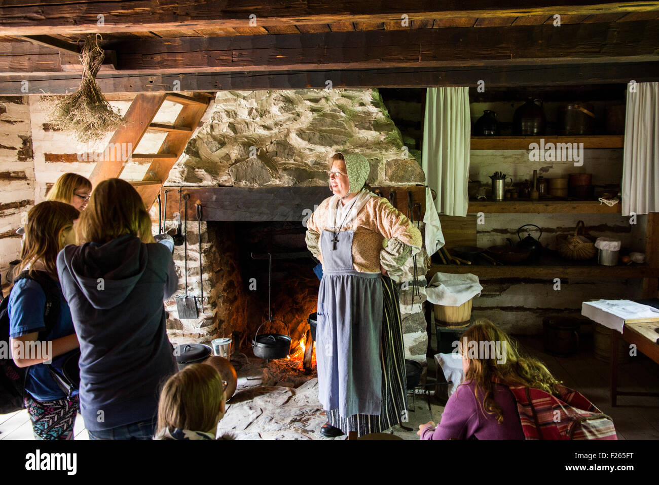 Knowledgeable hi-res stock photography and images - Alamy