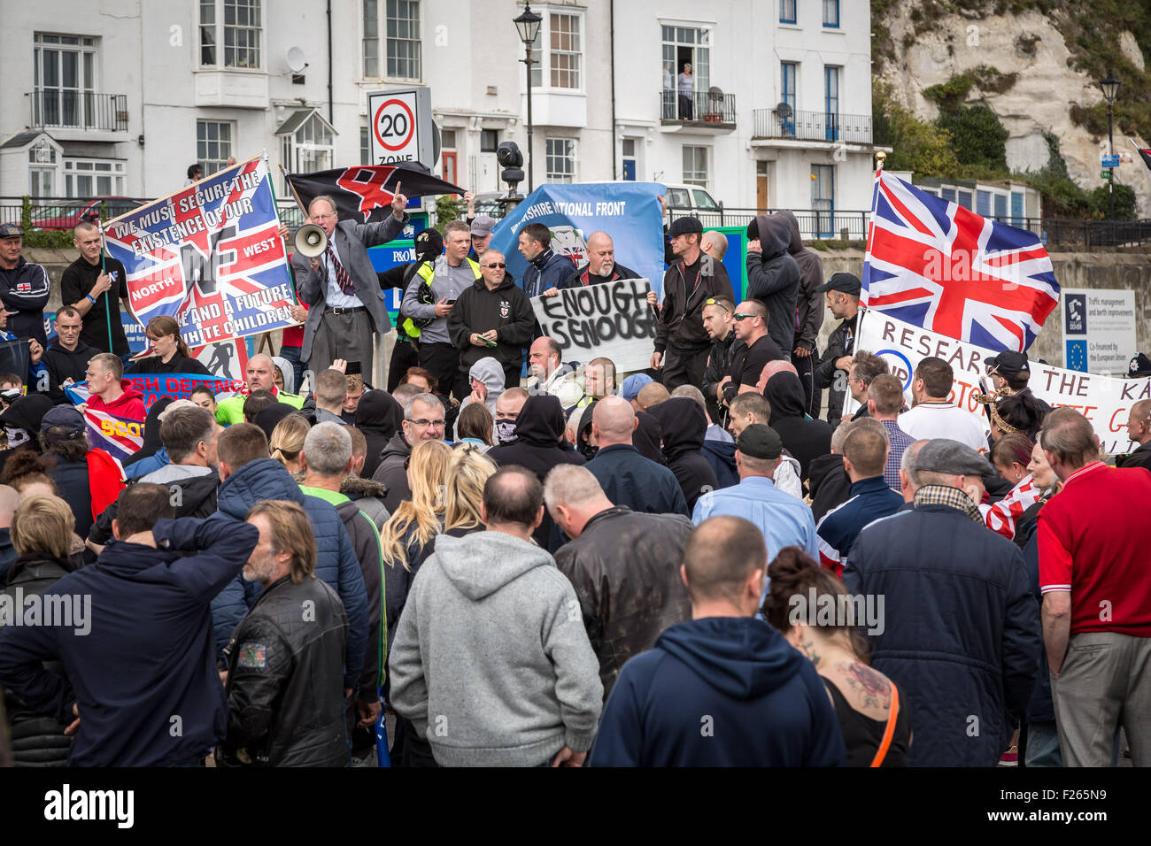 Asylum seeker dover hi-res stock photography and images - Alamy