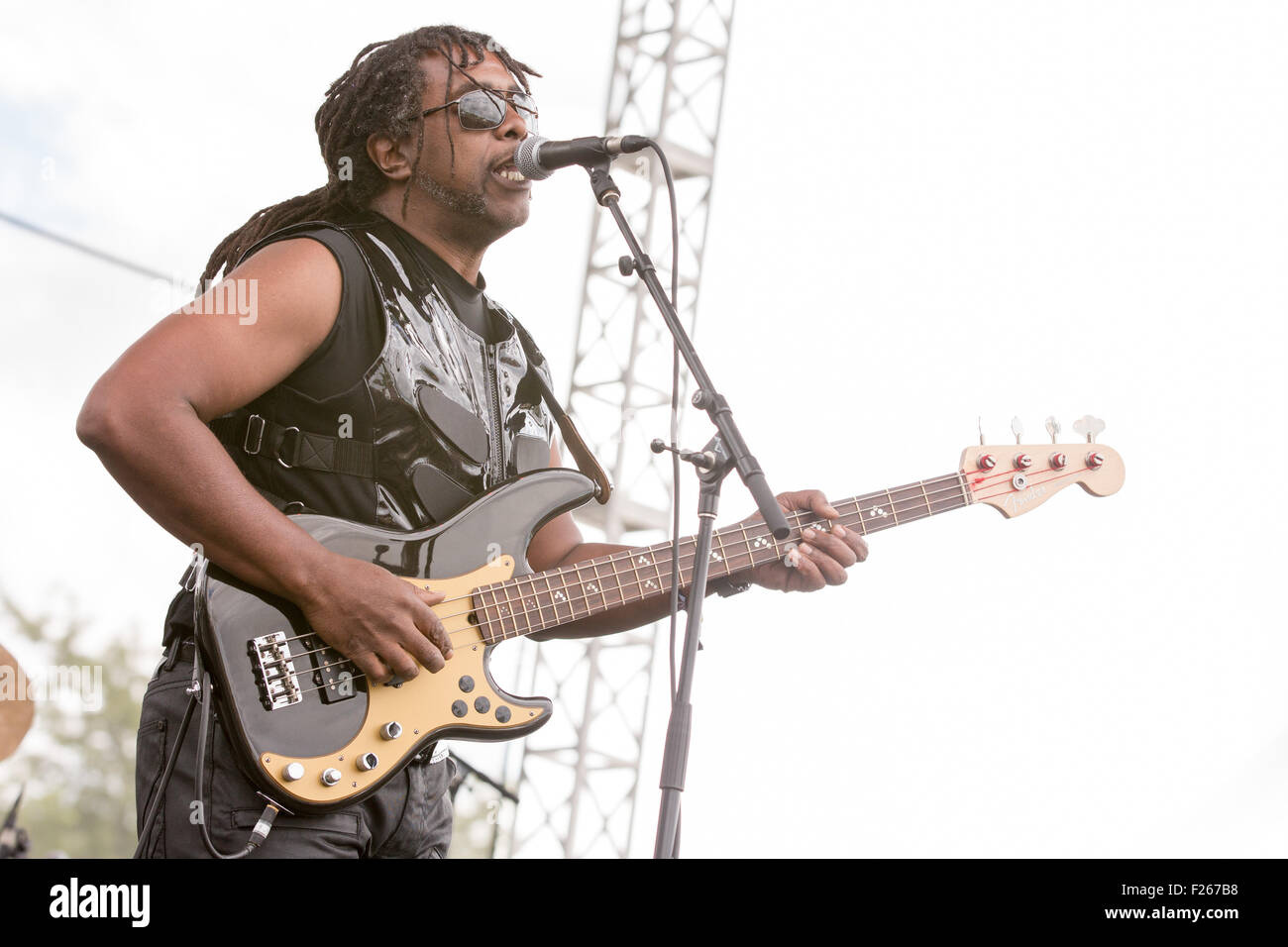 Chicago, Illinois, USA. 11th Sep, 2015. Musician BOBBY HACKNEY of Death ...