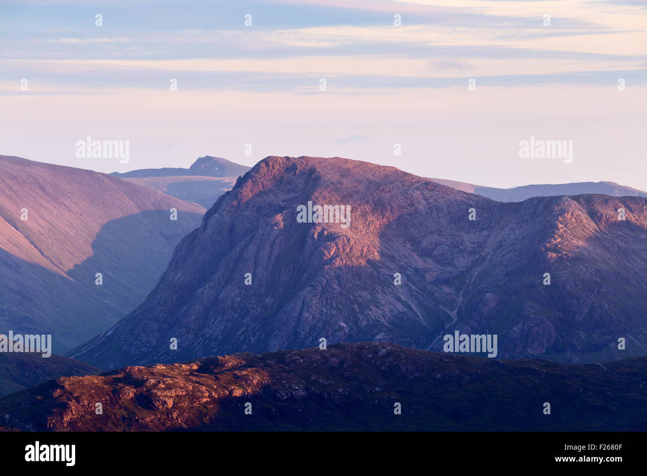 Buachaille etive mor mountain stob dearg hi-res stock photography and ...