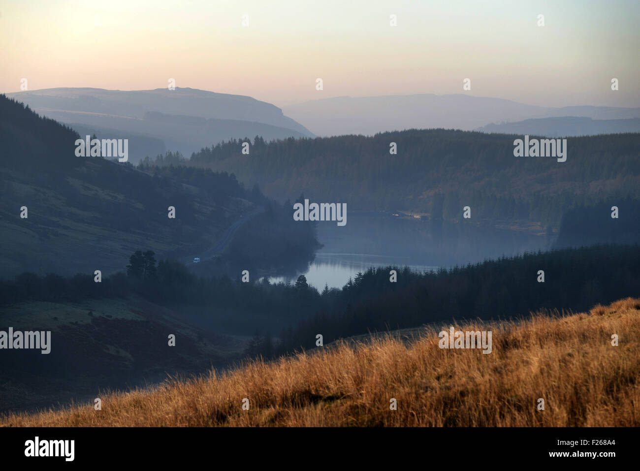 Hiking in the brecon beacons hi-res stock photography and images - Alamy