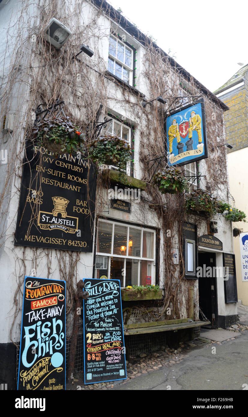 Mevagissey cornwall pub hi-res stock photography and images - Alamy