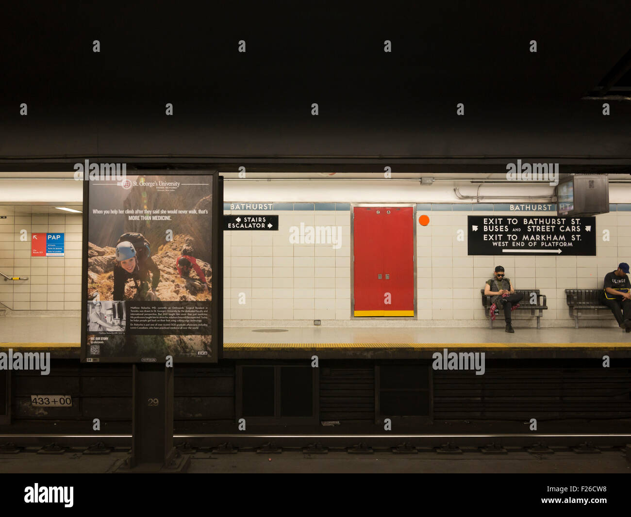 Toronto subway platform hi-res stock photography and images - Alamy