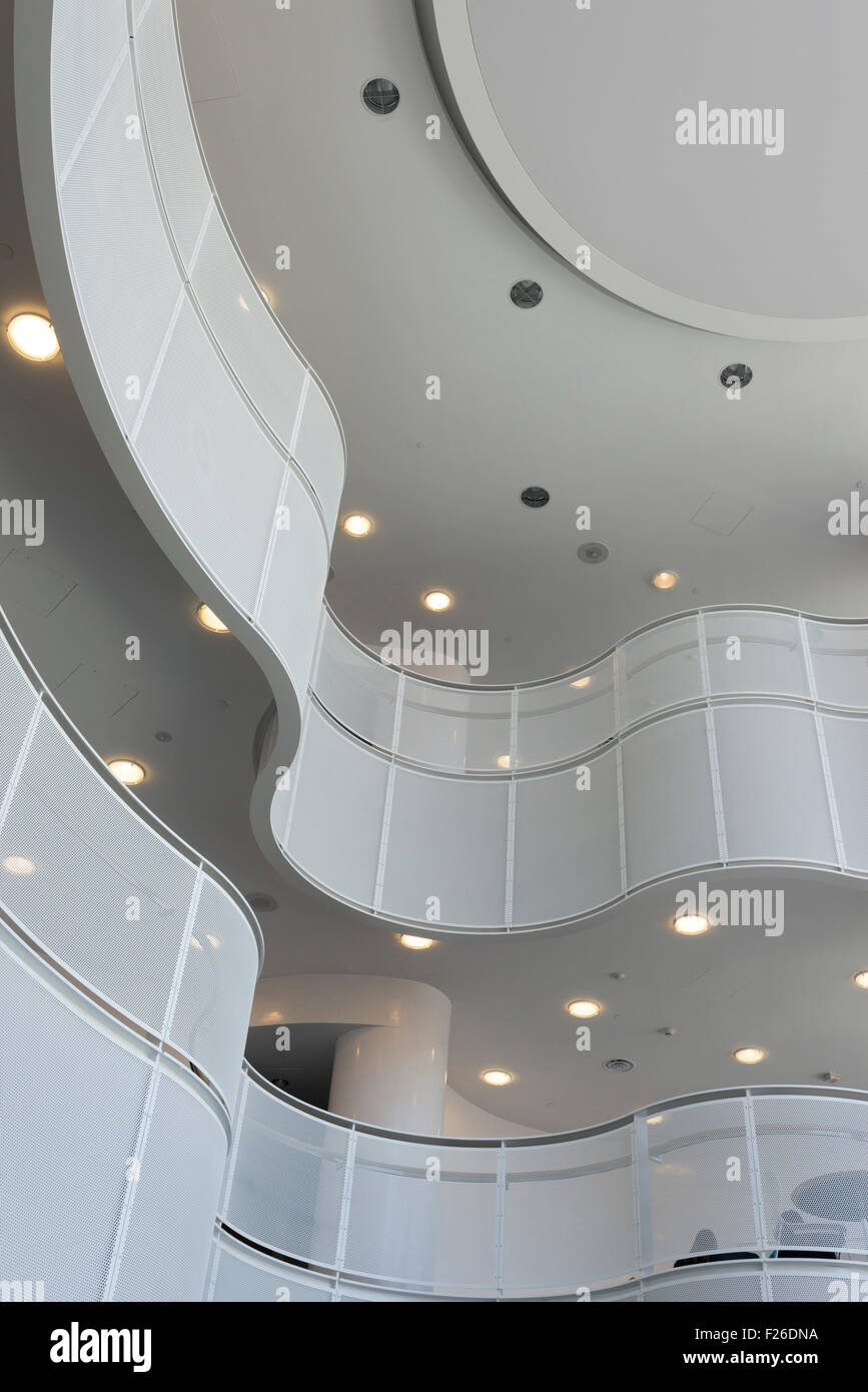 Curved atrium hi-res stock photography and images - Alamy