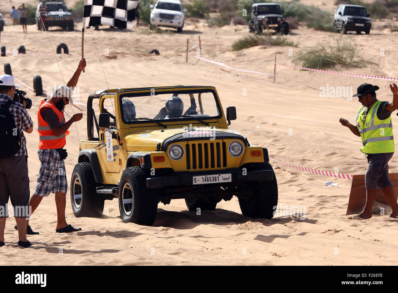 Car in libyan desert libya hi-res stock photography and images - Alamy