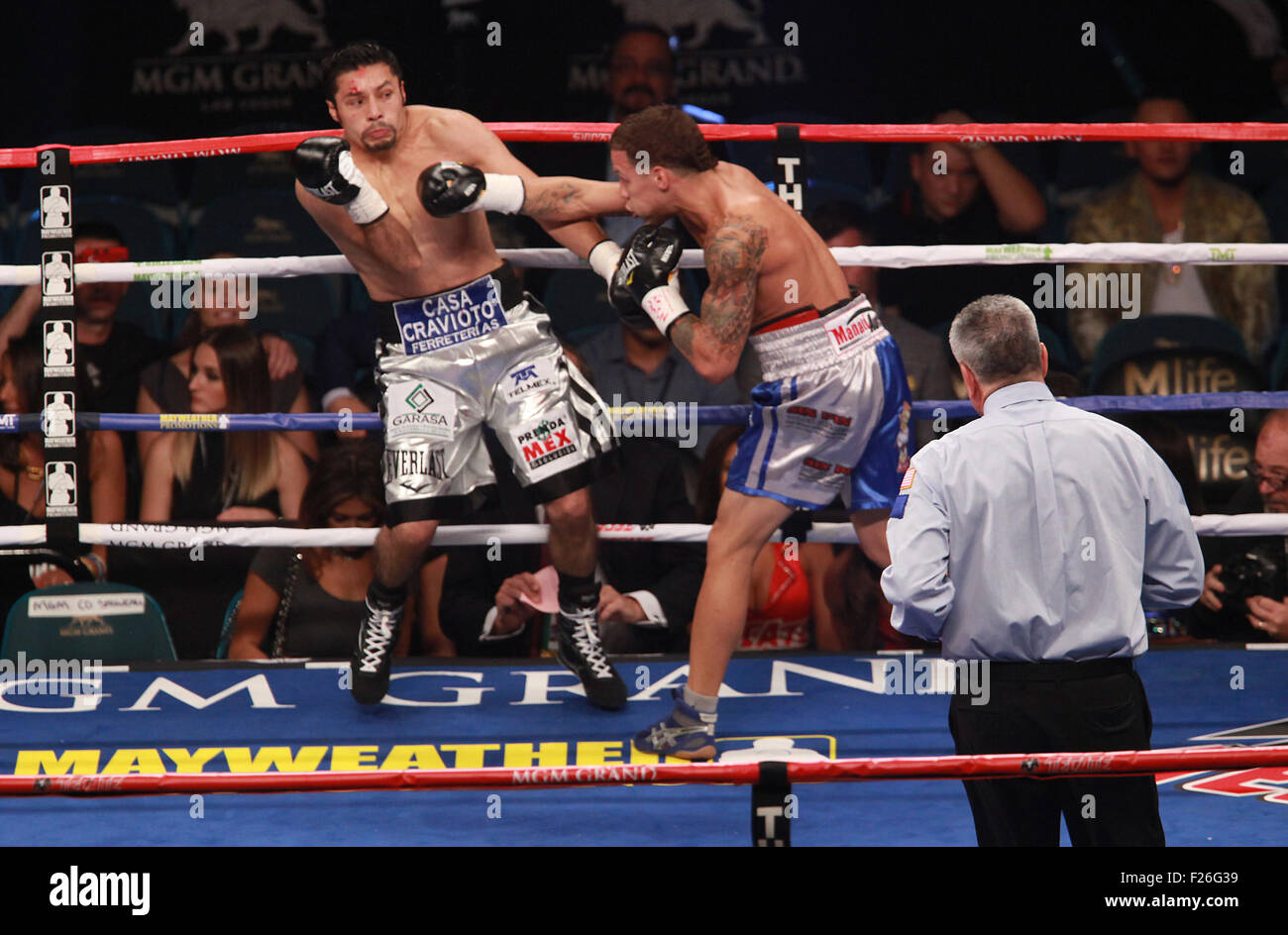 Las Vegas, Nevada, USA of. 12th Sep, 2015. Boxers Jhonny Gonzalez (Gold ...