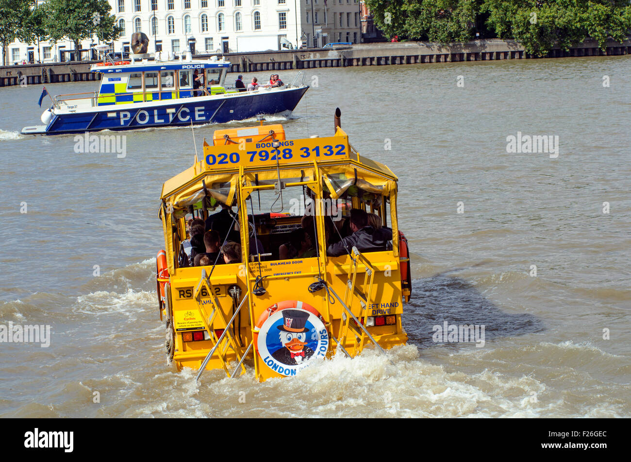 Dukw world war two hi-res stock photography and images - Alamy