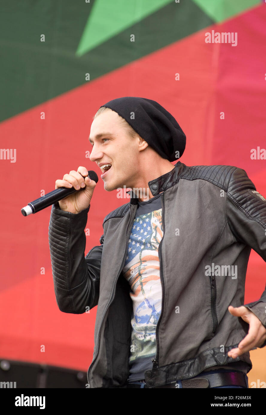 MOSCOW - SEPTEMBER 1: Singer Alexey Vorobyov on concert of Moscow city ...
