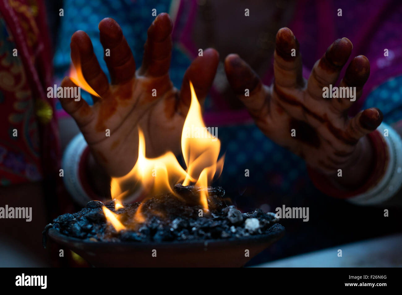 Indian Woman Praying Fire High Resolution Stock Photography and Images ...