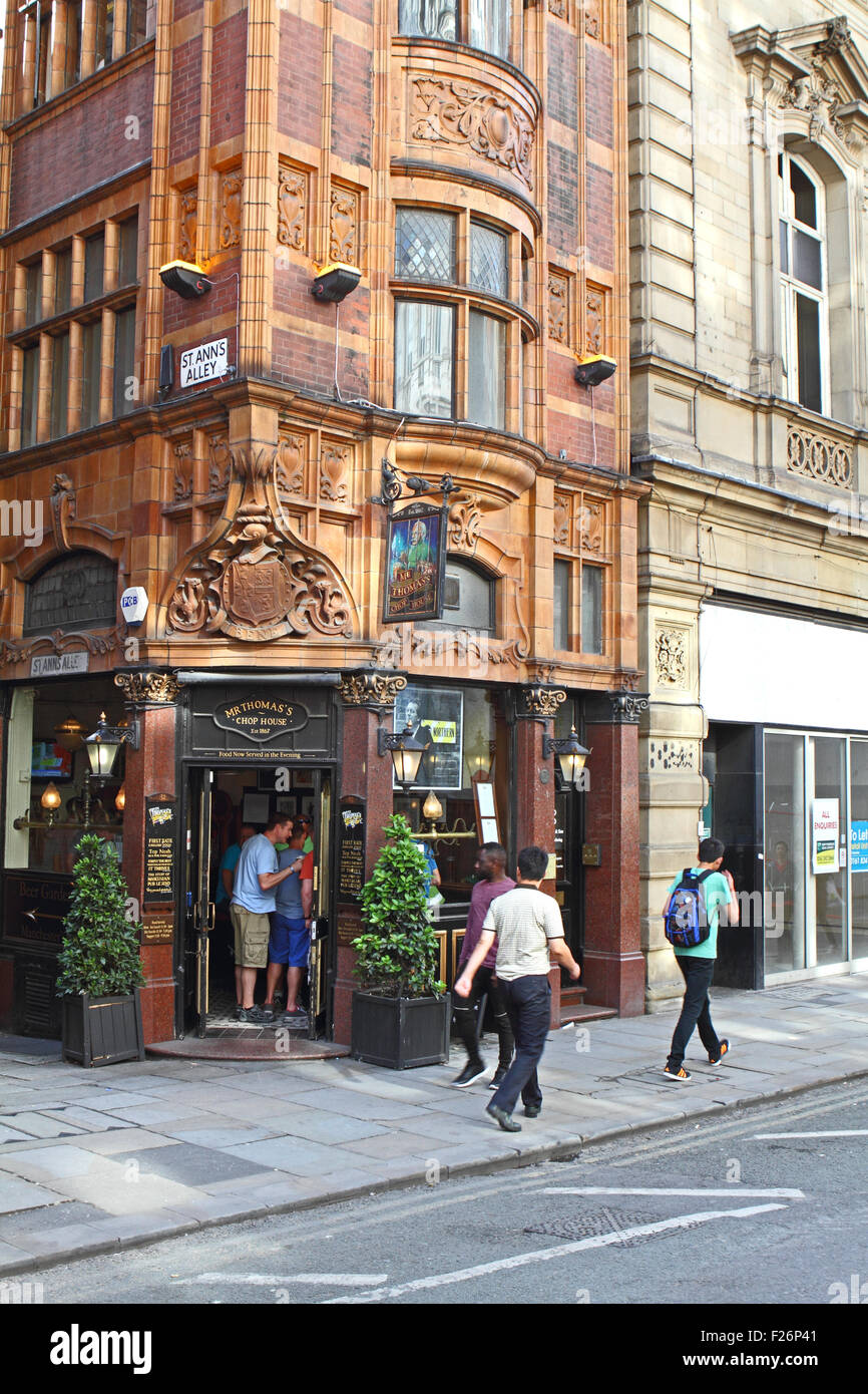 A pub in Manchester Stock Photo - Alamy