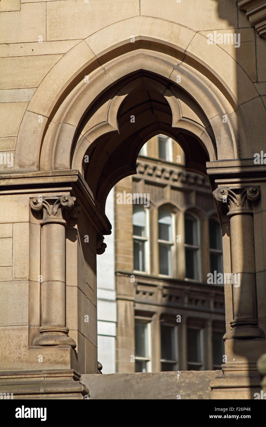 Stone arch section hi-res stock photography and images - Alamy