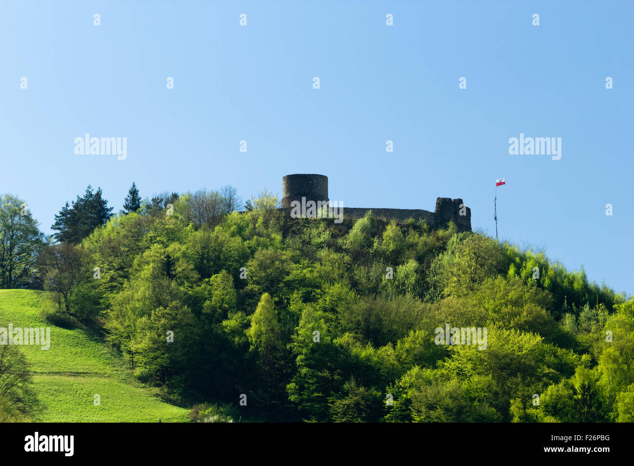 Castle ruins in rytro hi-res stock photography and images - Alamy