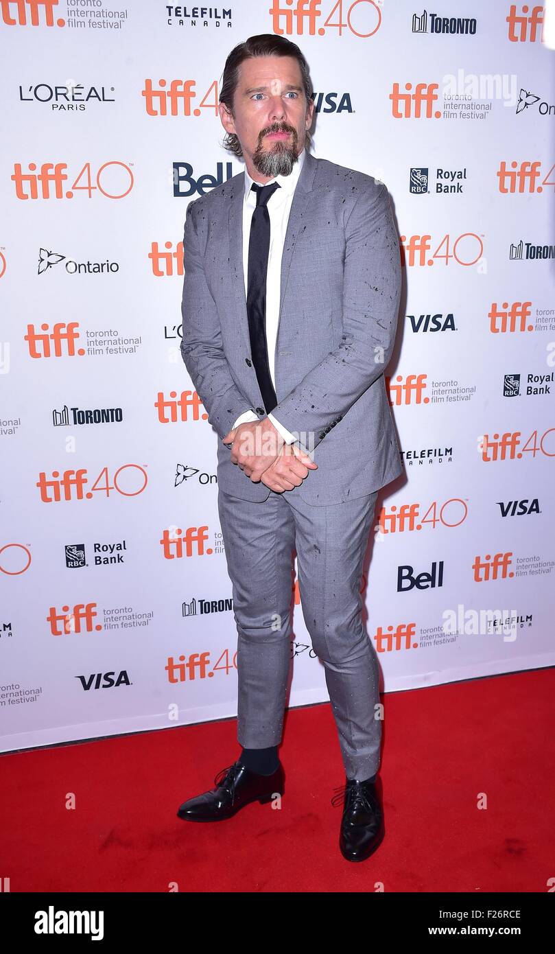 Toronto, ON. 12th Sep, 2015. Ethan Hawke at arrivals for MAGGIE'S PLAN ...