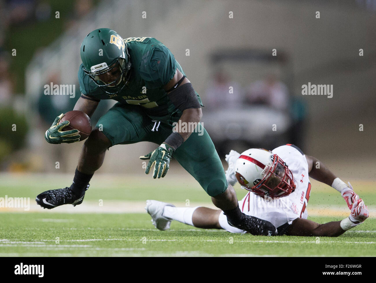 Waco, TX, USA. 12th Sep, 2015. Baylor Bears running back Johnny ...