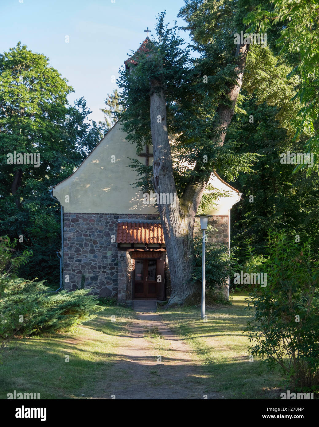 Pretty stone church at Großer Stechlinsee, Lake Stechlin resort ...
