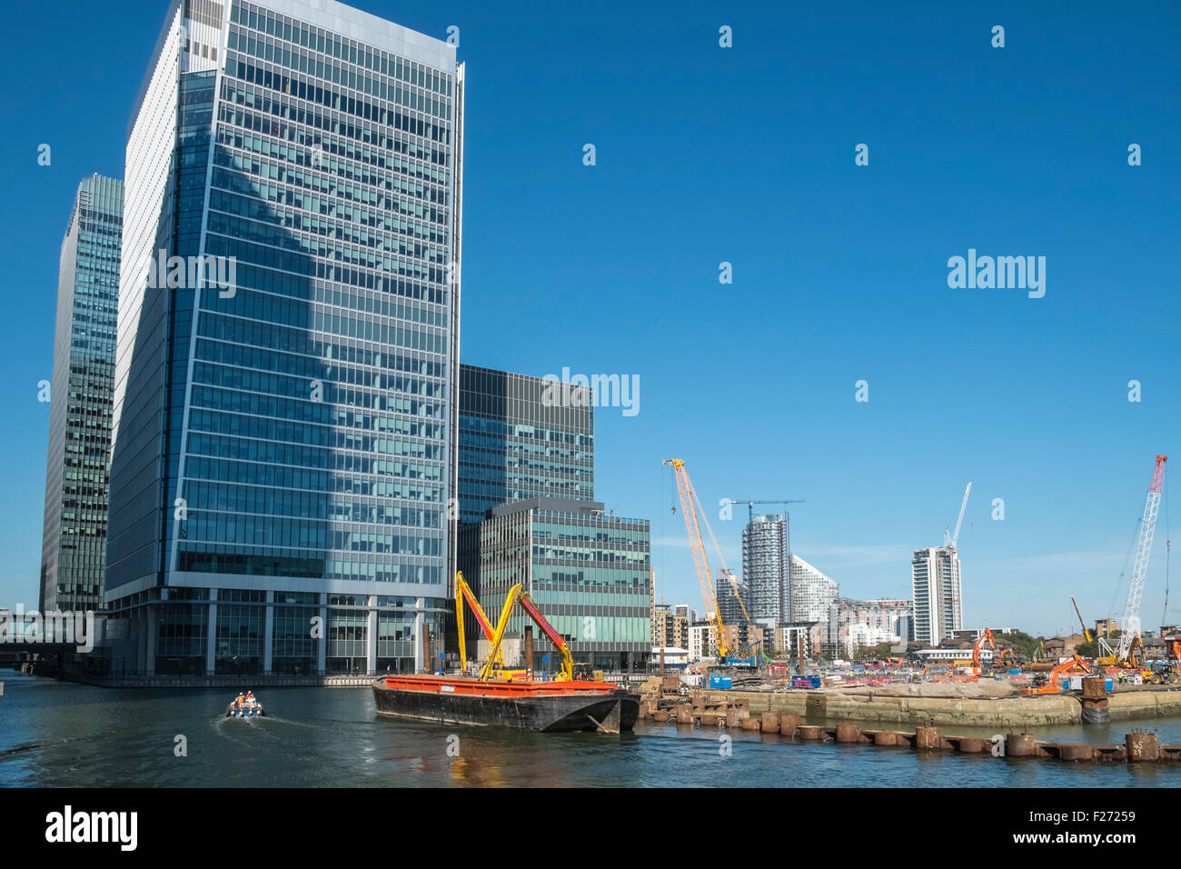 High rise construction london hi-res stock photography and images - Alamy