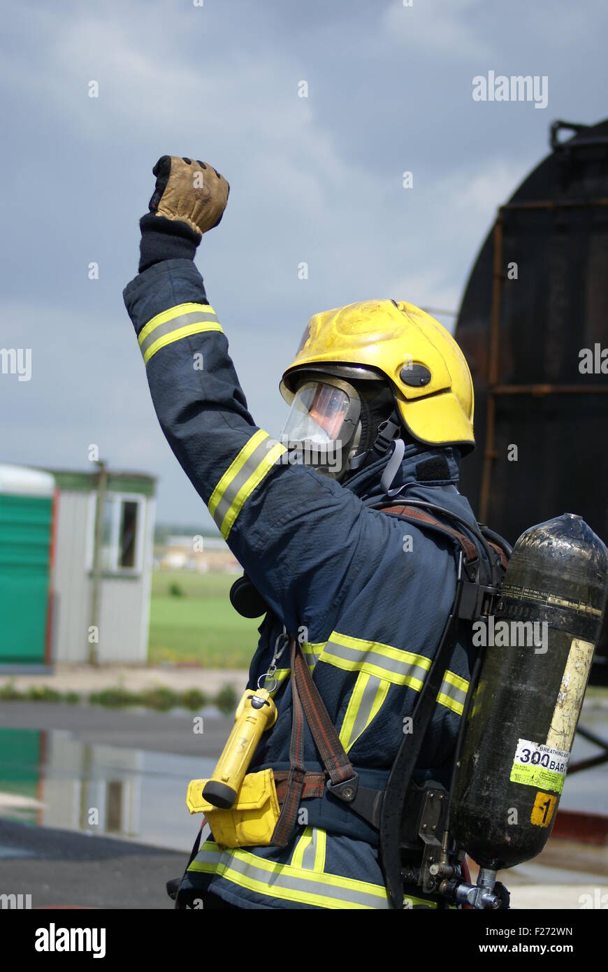 The fighting fireman hi-res stock photography and images - Alamy