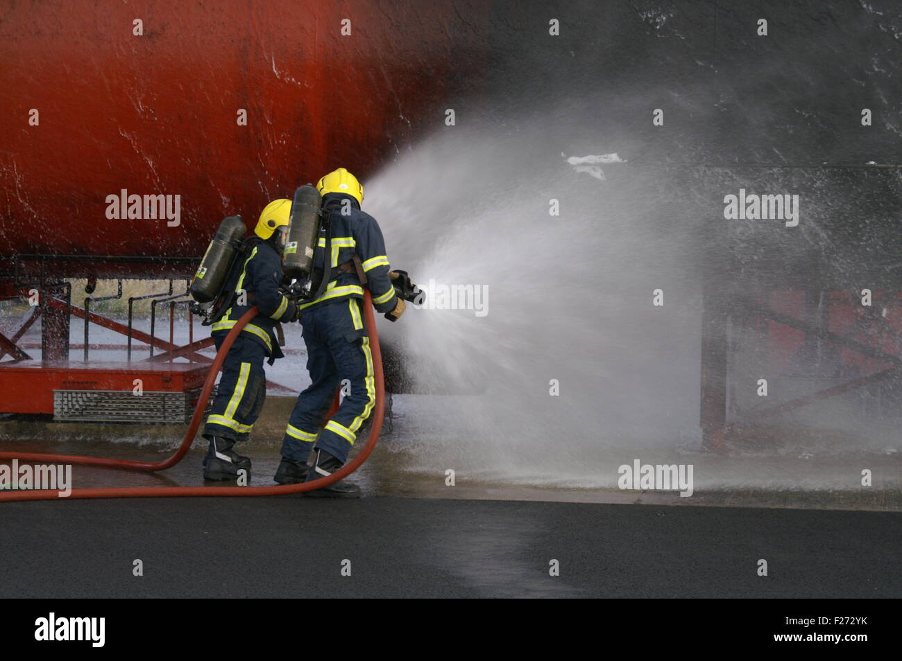 Fire and emergency response hi-res stock photography and images - Alamy