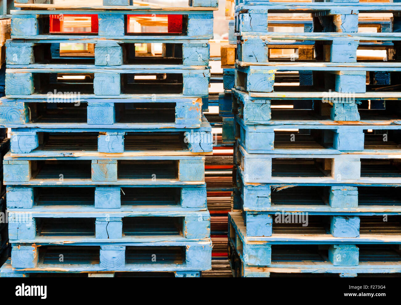 stack of wooden pallets at warehouse ready for cargo Stock Photo - Alamy