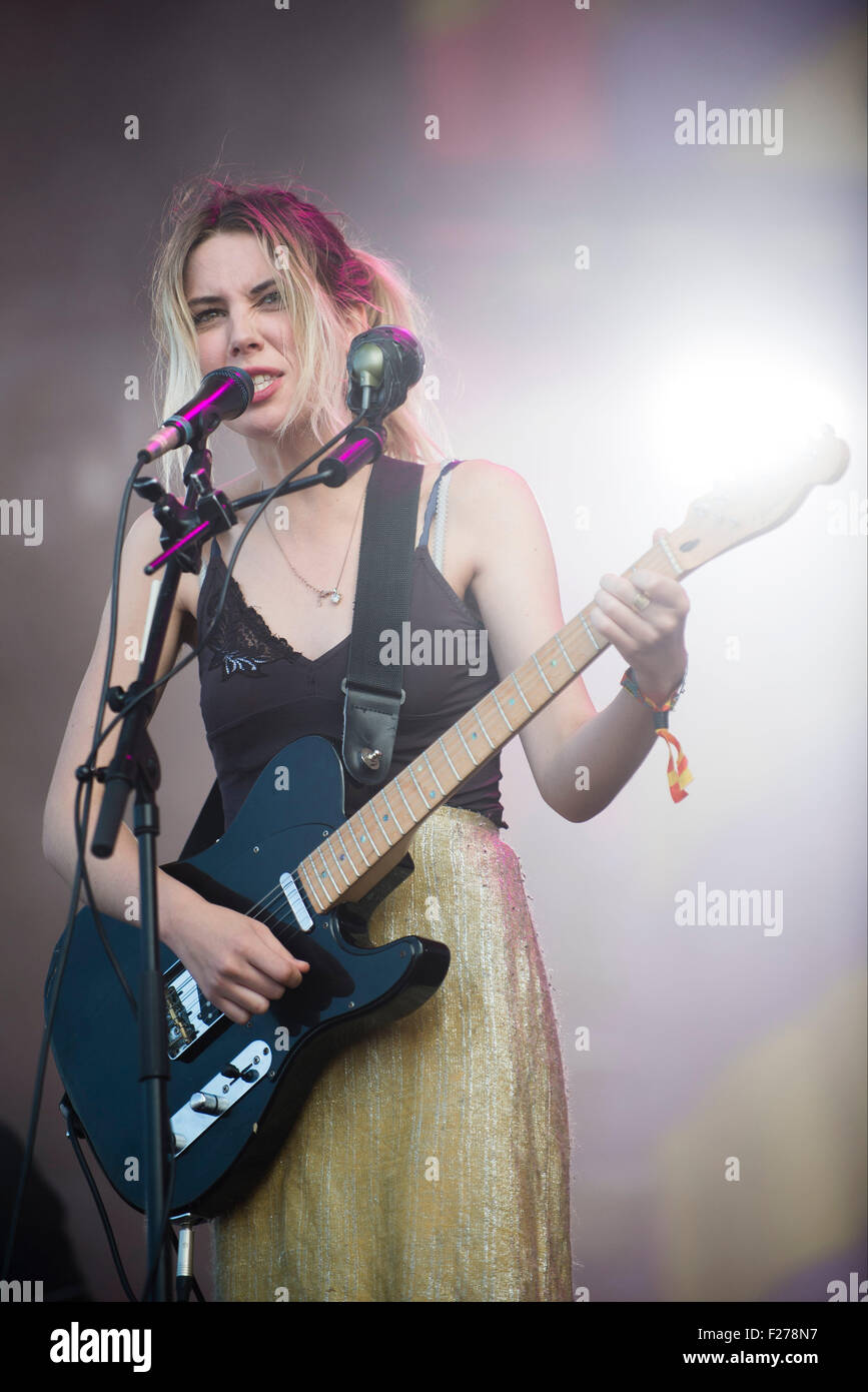 Ellie rowsell hi-res stock photography and images - Alamy