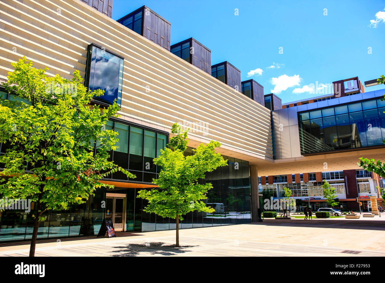 The Chazen Museum of Art seen on E. Campus Mall in Madison, Wisconsin ...