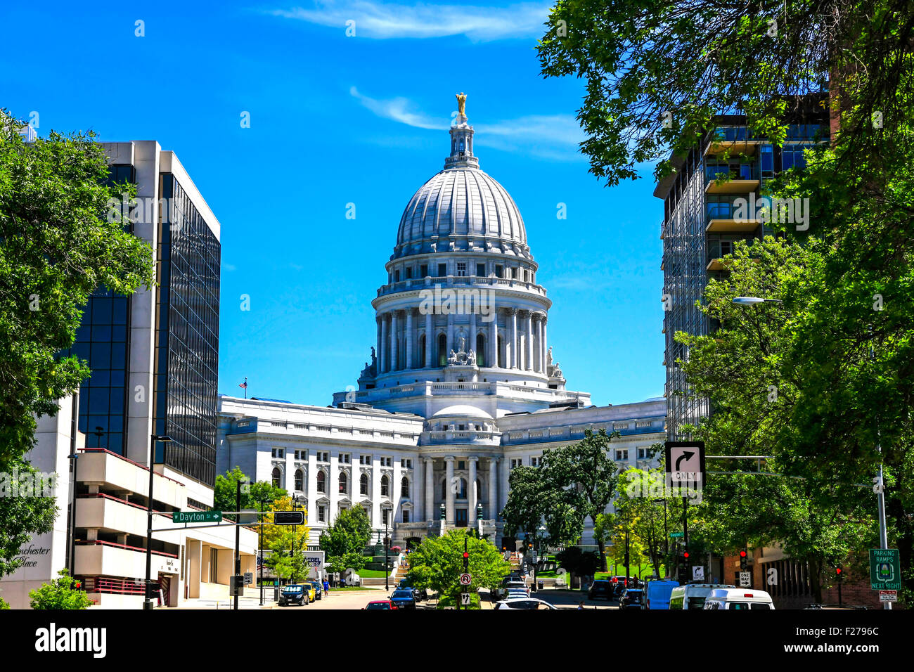 George post building design hi-res stock photography and images - Alamy