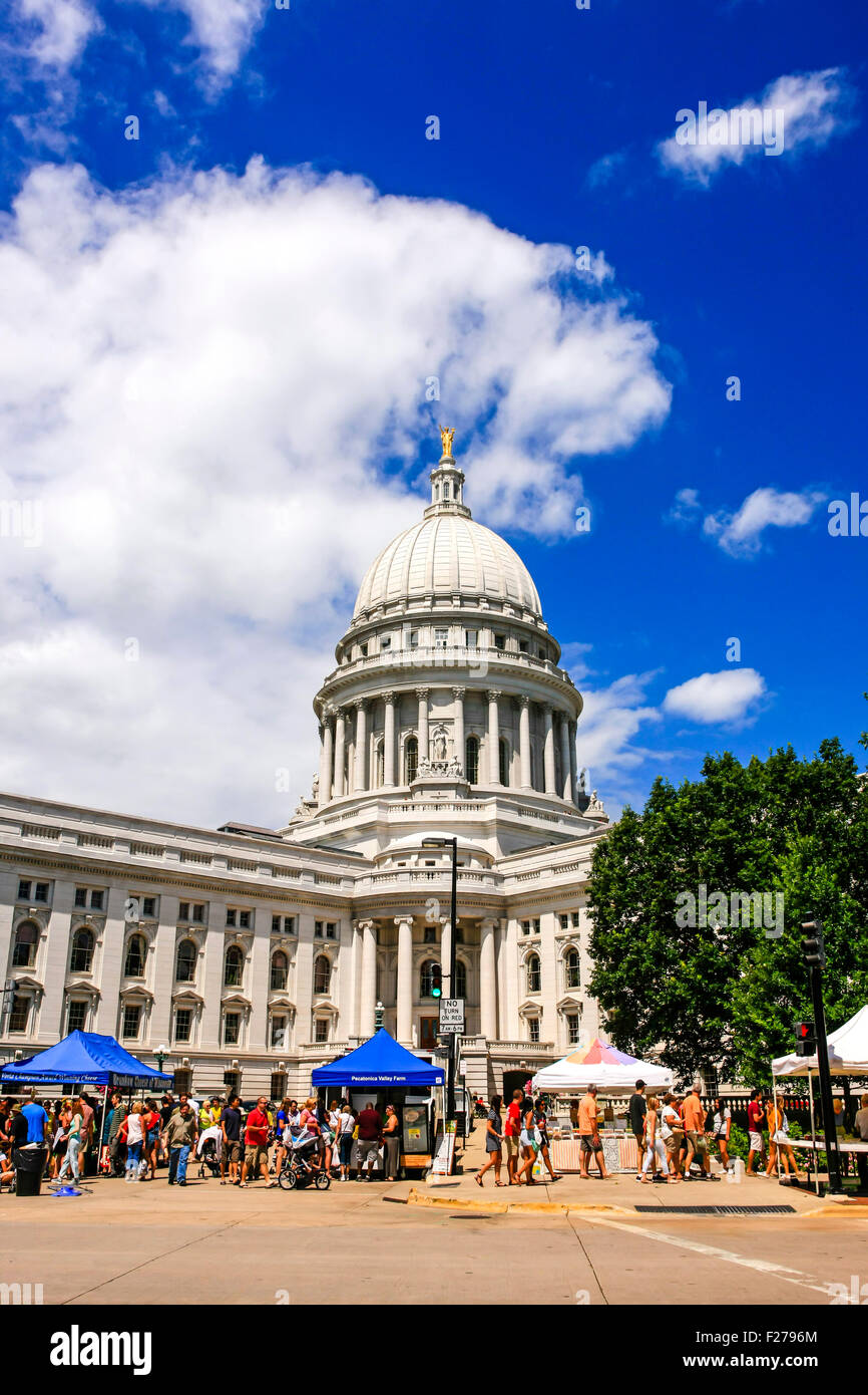 The exterior of the Wisconsin State Capitol building in Madison. Built ...