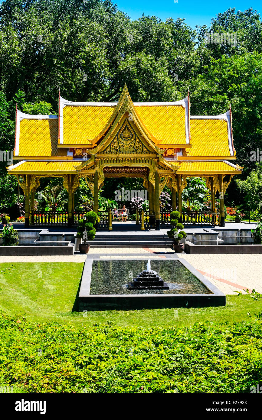 Olbrich botanical gardens hi-res stock photography and images - Alamy