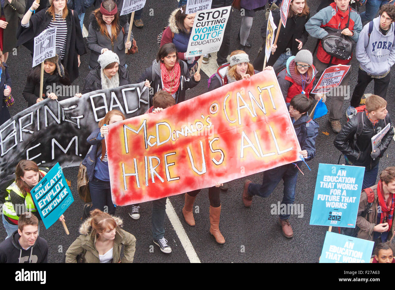 Students march during Demo 2012, calling for lower tuition fees and ...
