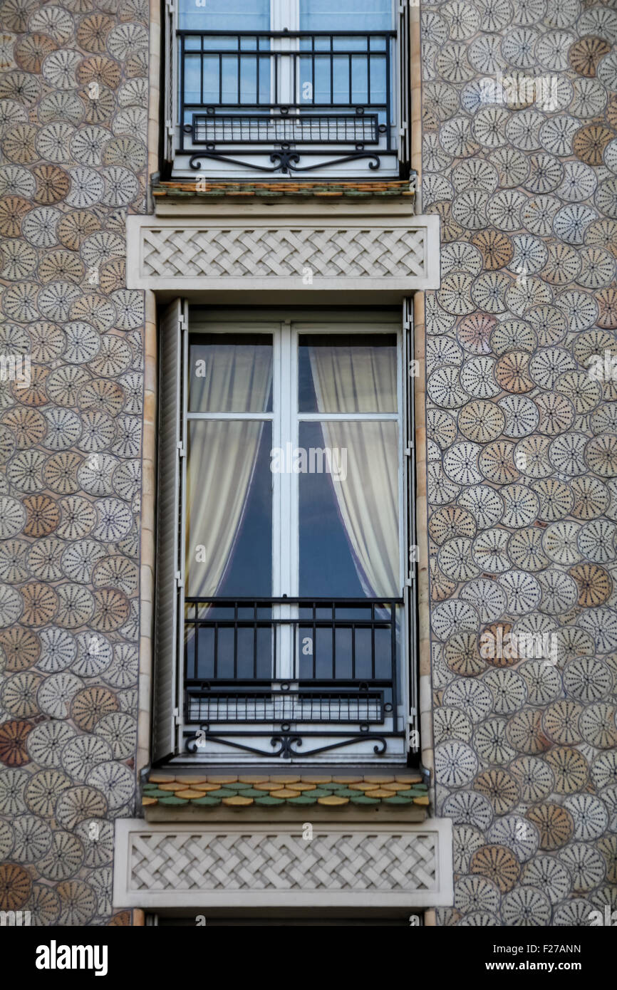 Traditional window from Paris, France Stock Photo - Alamy