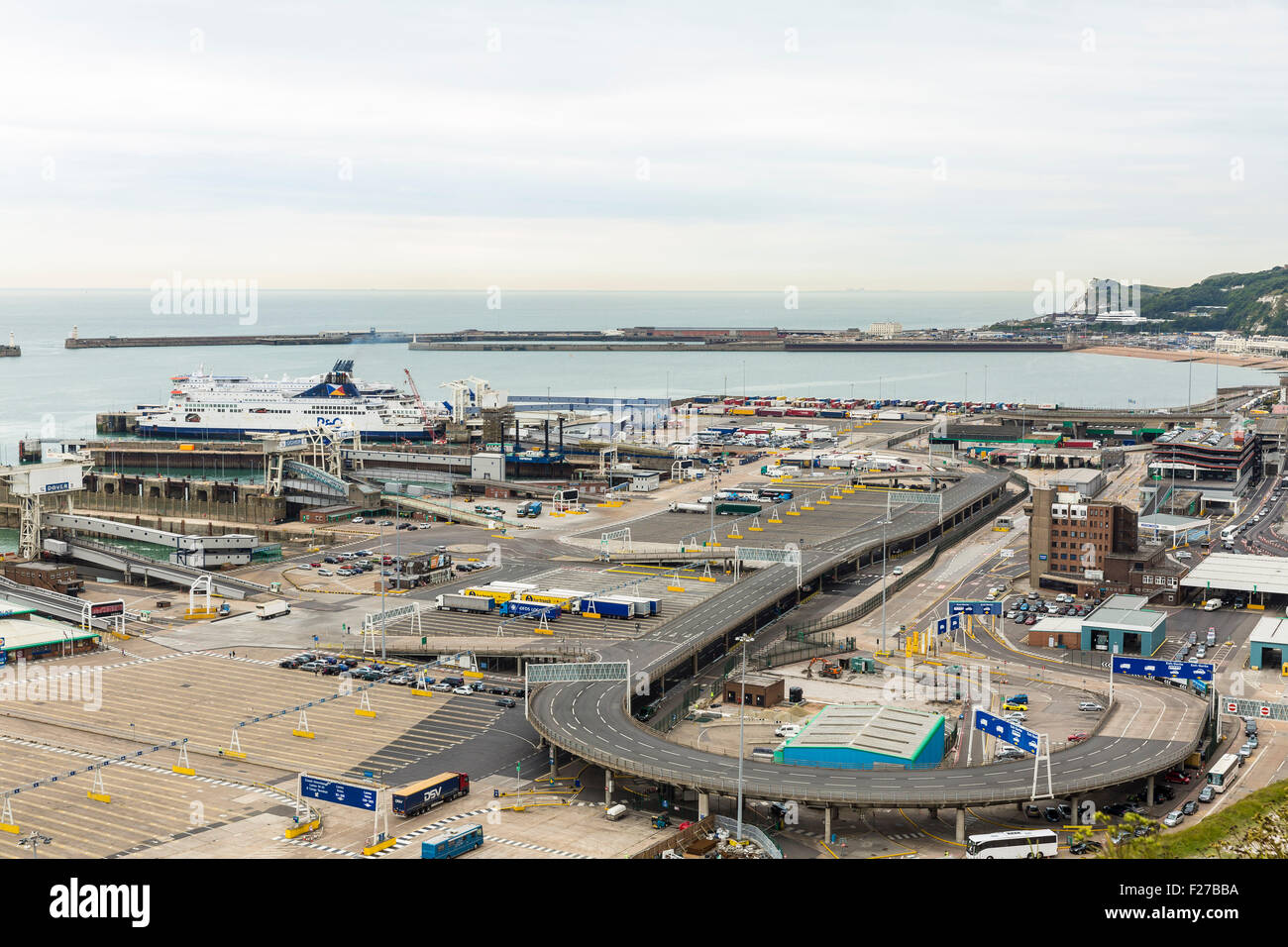 Dover eastern docks hi-res stock photography and images - Alamy