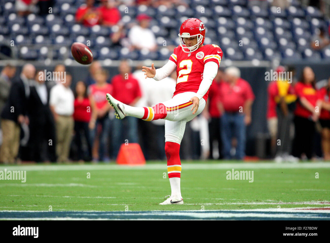 Houston, TX, USA. 13th Sep, 2015. Kansas City Chiefs punter Dustin ...