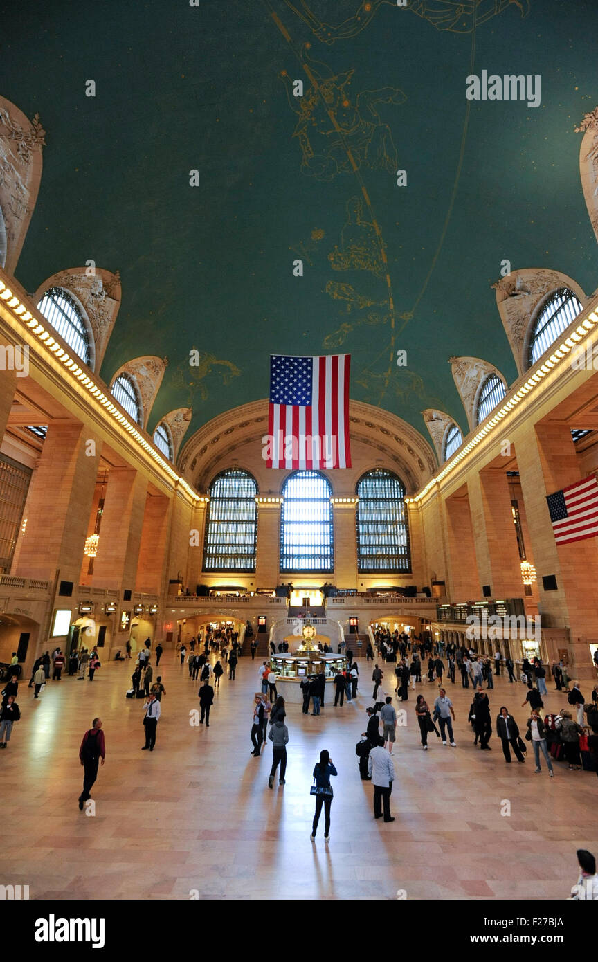 Grand central station ceiling hi-res stock photography and images - Alamy