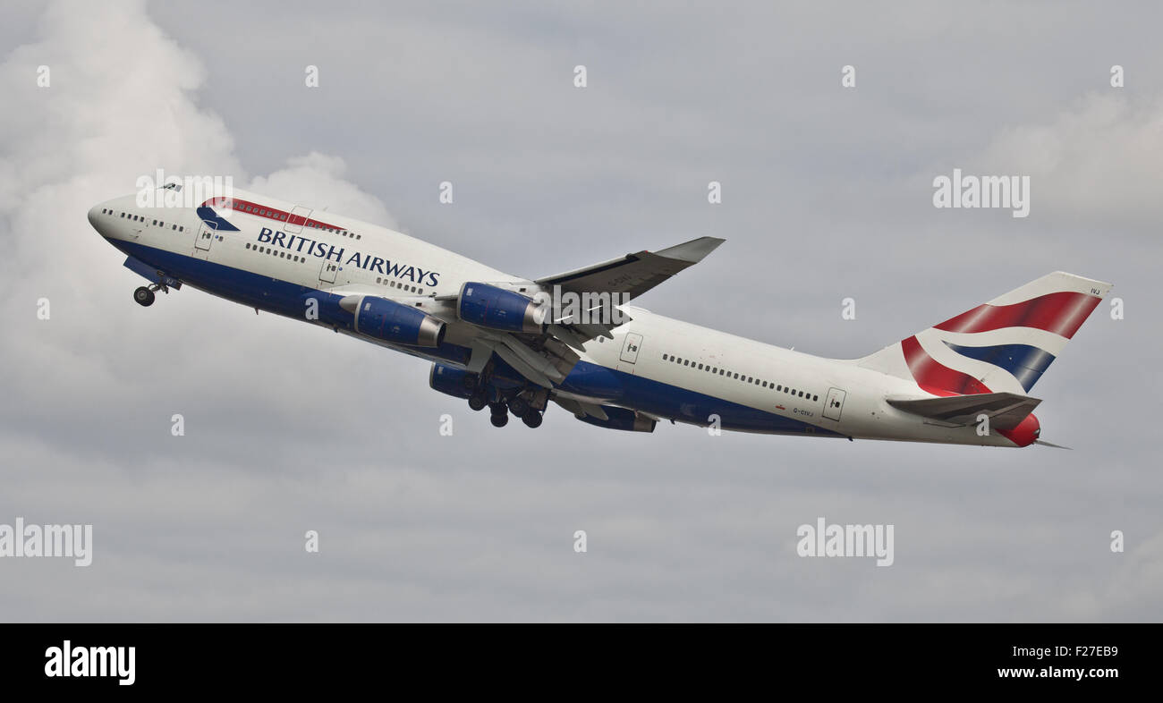 British Airways Boeing 747 Jumbo Jet G-CIVJ taking off from London ...