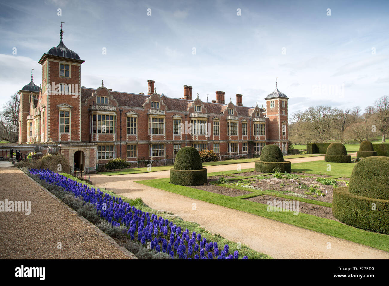 Blickling hall uk hi-res stock photography and images - Alamy