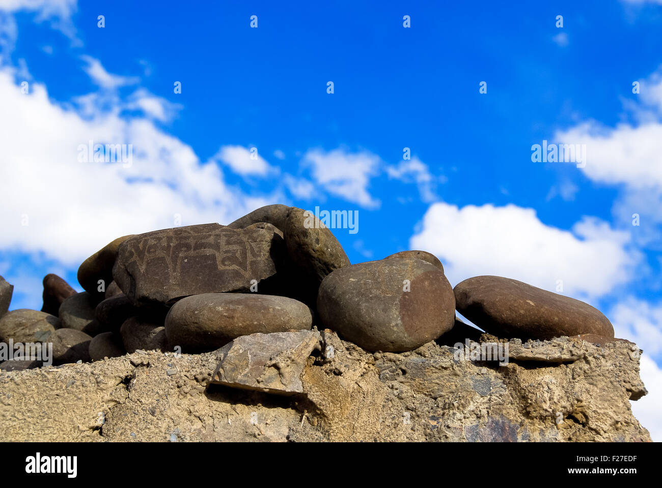 India stone's hi-res stock photography and images - Alamy