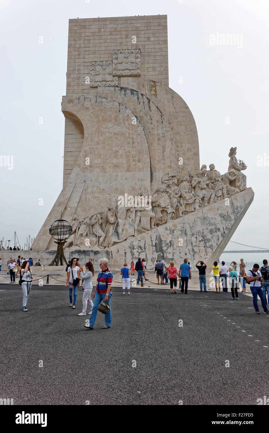 Monument to the Discoveries Stock Photo - Alamy