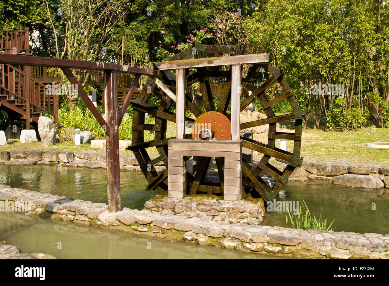 The pioneer flour waterwheel hi-res stock photography and images - Alamy