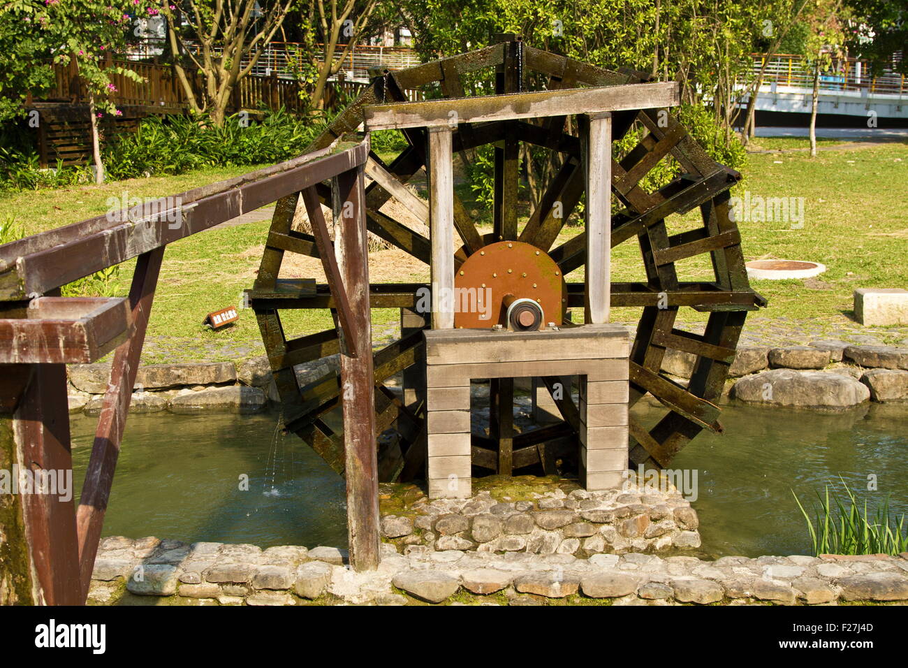 The pioneer flour waterwheel hi-res stock photography and images - Alamy