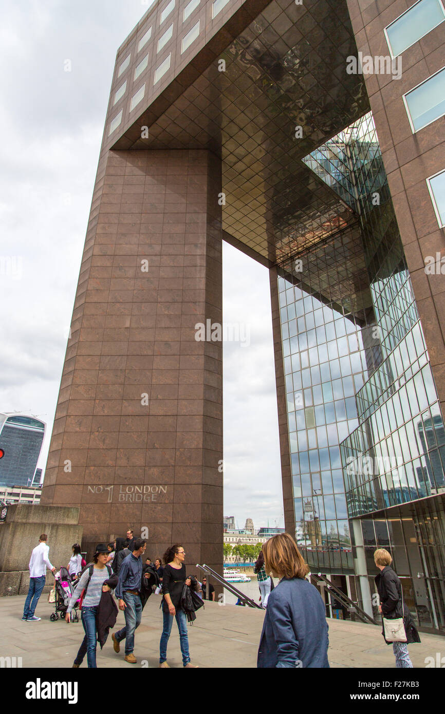 One london bridge hi-res stock photography and images - Alamy
