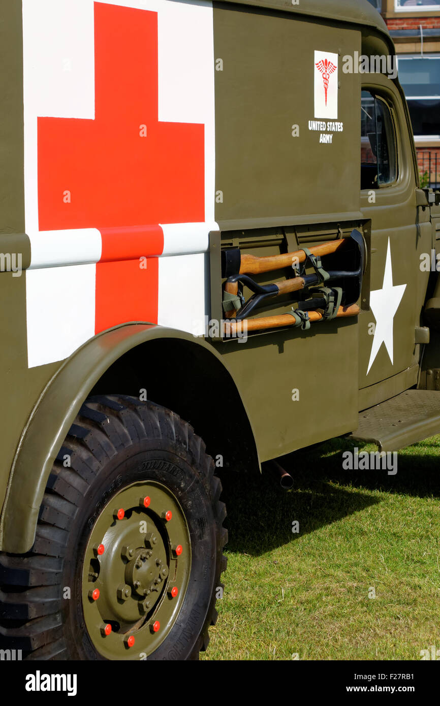 Jeep ambulance hi-res stock photography and images - Alamy
