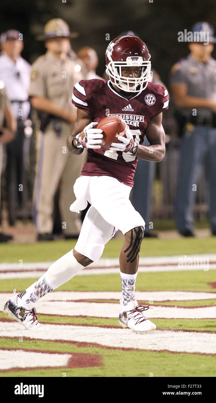 Mississippi State RB, Brandon Holloway (10) take the kick off from the ...