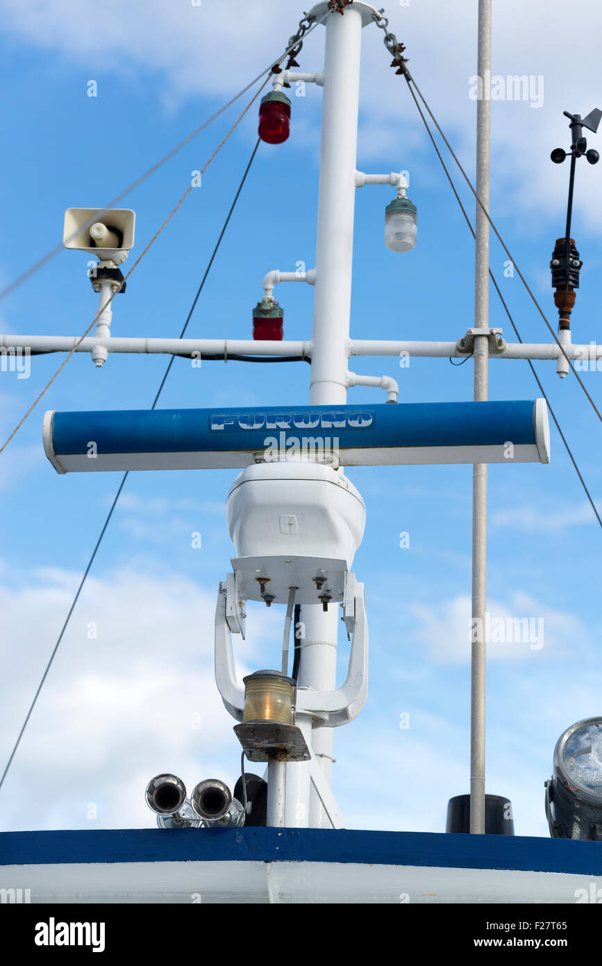 Radar ship hi-res stock photography and images - Alamy